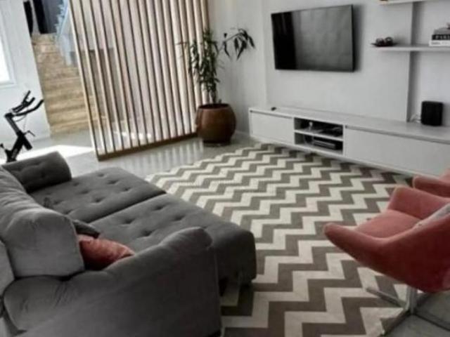 Sobrado com 04 suítes à venda, 216m² no bairro Santa Maria São Caetano do Sul /SP