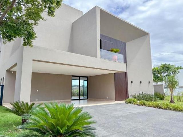 Sobrado com 05 suítes, 470m² à venda no Alphaville Goiás Goiânia GO