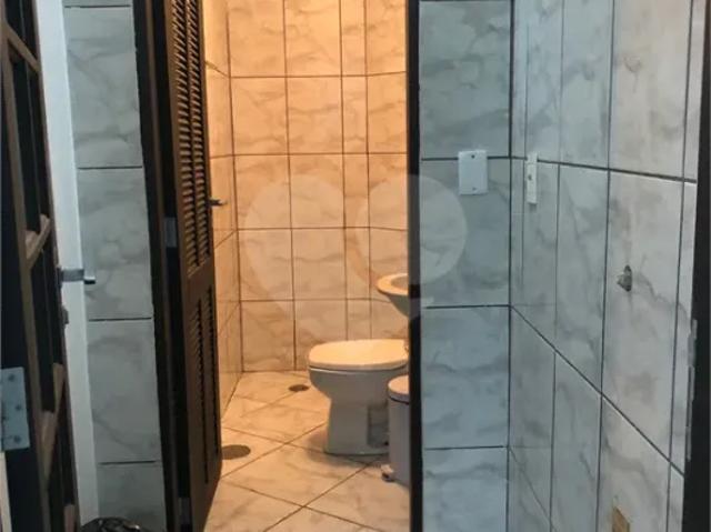 Sobrado com 13 quartos à venda ou para locação em Água Branca SP
