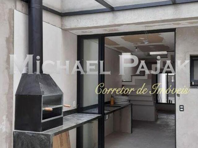 Sobrado com 100 m2 de área útil Michael Pajak 99996 4550