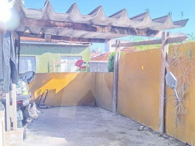 Sobrado com 100m2 contendo 2 dormitórios e 1 vaga na Vila Medeiros