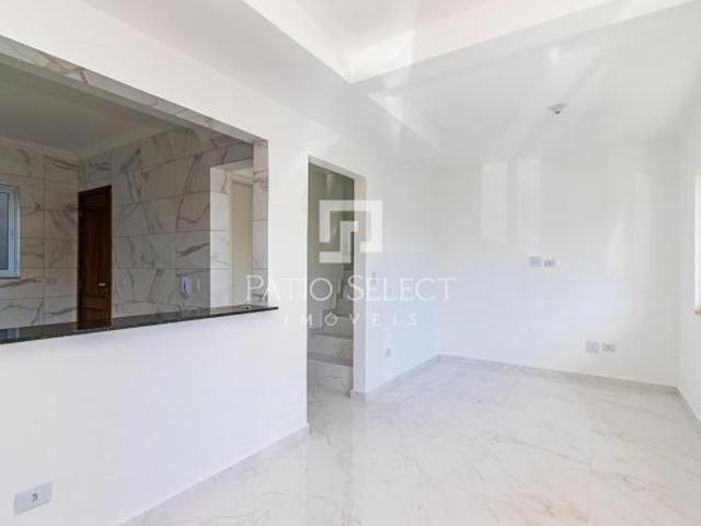 Sobrado com 115.67 m², 3 quartos sendo 1 suíte à venda no bairro Xaxim