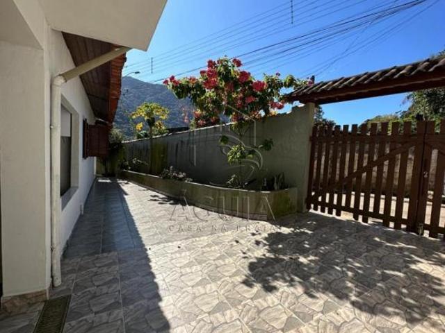Sobrado com 115 m² no Saco da Ribeira em Ubatuba!