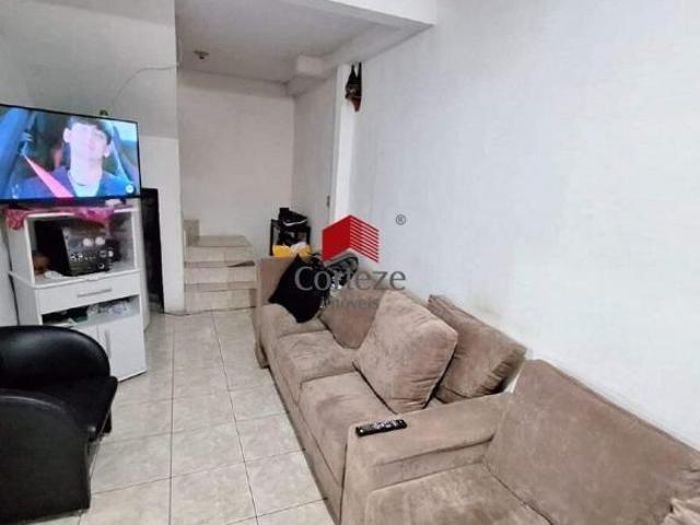 Sobrado com 117,8m² 5 quartos, à venda, no bairro Colônia Rio Grande em São José dos Pinhais