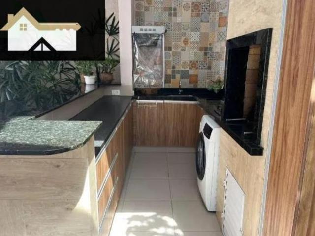 Sobrado com 120m² na Chácara Inglesa