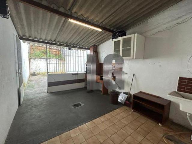 Sobrado com 129m² com 2 dormitórios, Sala grande e garagem na Cidade Intercap Taboão da Serra SP