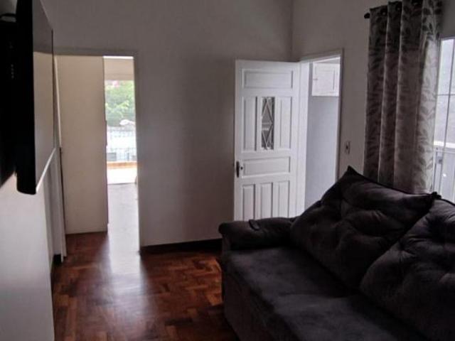 Sobrado com 132m², 2 dormitórios e 2 vagas. Independência/SBC