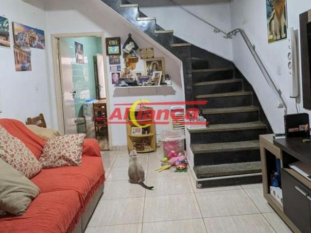 Sobrado com 135m2, 2 quartos, 2 vagas e edícula na Ponte Grande.!