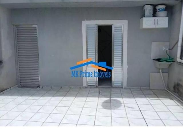 Sobrado com 148m² dividido em 3 casas no Jardim Roberto
