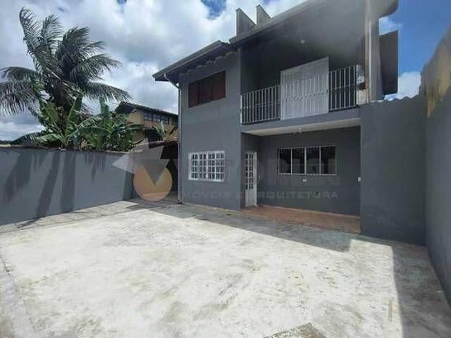 Sobrado com 159 m² à venda em Caraguatatuba SP