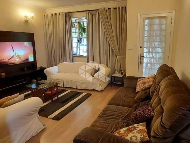 Sobrado com 163m², 3 dormitórios, 4 vagas, Perdizes