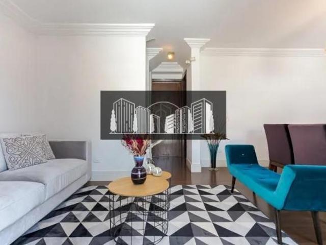 Sobrado com 168m² no Parque Colonial