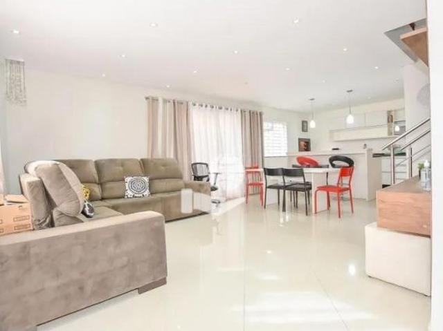 Sobrado com 169m² na Praia dos Sonhos Itanhaém