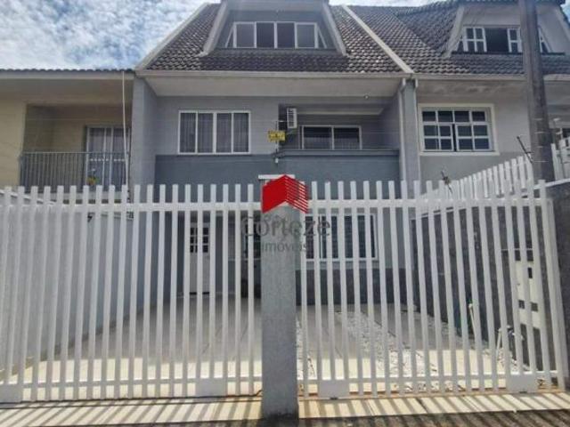 Sobrado com 171,6m² 4 quartos, à venda, no bairro Ouro Fino em São José dos Pinhais