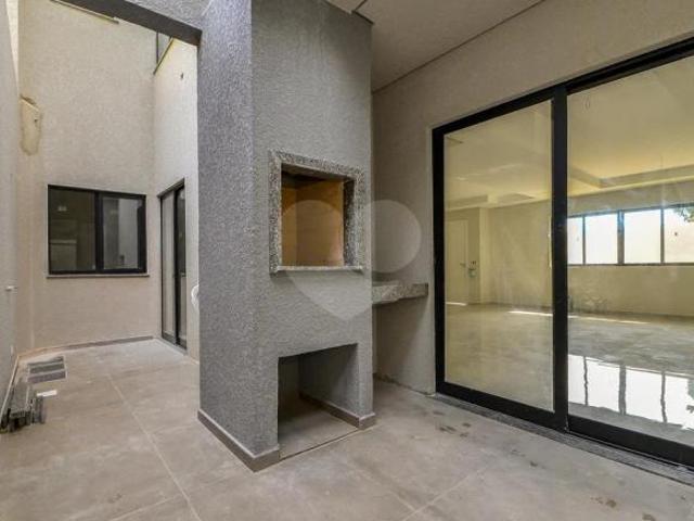 Sobrado com 176 m² e 4 quartos à venda em Santa Felicidade, Curitiba