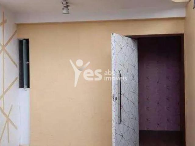 Sobrado com 178m²AC, 3 suítes, 5 banheiros, 2 vagas Jardim Bela Vista Santo