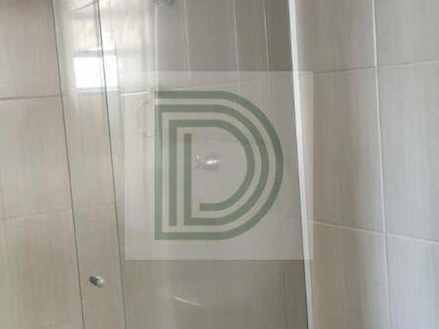Sobrado com 180m com três suítes em Osasco