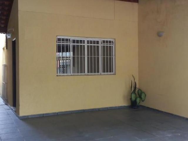 Sobrado com 180m² localizado no Jardim Jamaica em Santo André SP