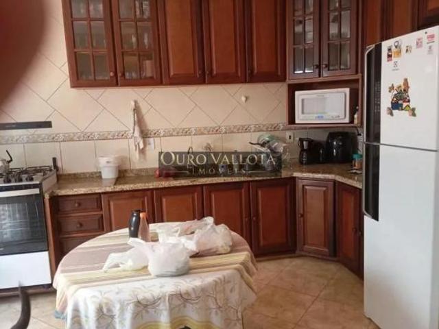 Sobrado com 185m²