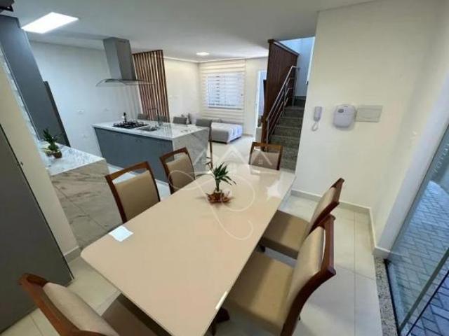 Sobrado com 188m² no Jardim do Lago