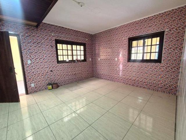 Sobrado com 188m², 3 dormitorio, sendo 1 suite 3 vagas de garagem