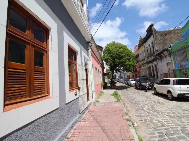 Sobrado com 18 Quartos e 18 banheiros à Venda, 550 m² por R$ 1.700.000