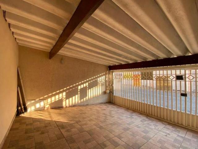Sobrado com 195m², 3 dormitórios 2 suítes, 2 vagas e Edícula Independência