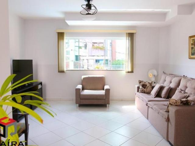 Sobrado com 196 m² localizado no Bairro Jardim em Santo André