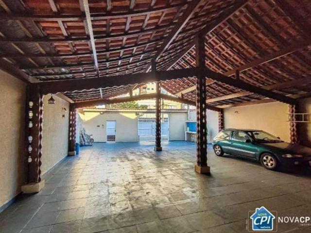 Sobrado com 1 Quarto na Aviação em Praia Grande/SP
