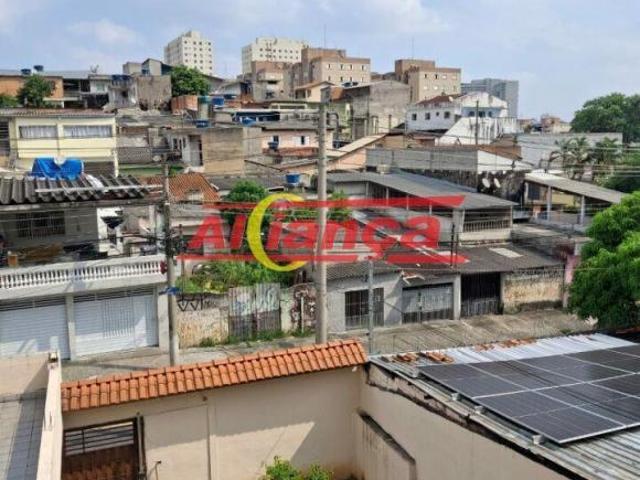 Sobrado com 200 m², 4 vagas para venda Jardim Iporanga / Guarulhos