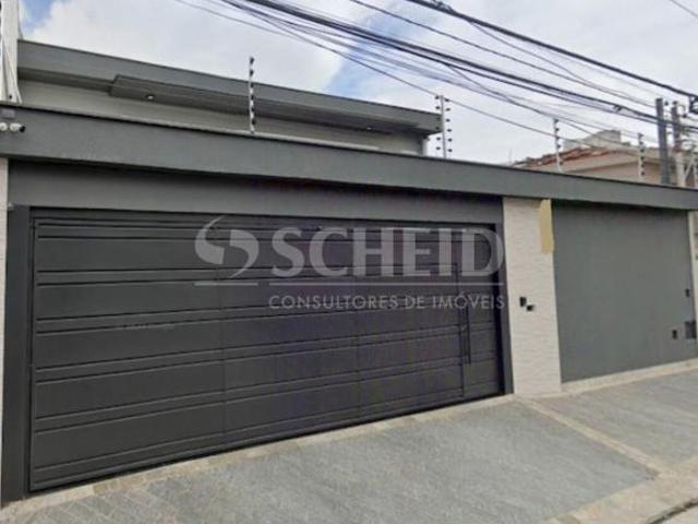 Sobrado com 200m2 3 Suites com closet e 3 vagas em excelente localização na Saúde