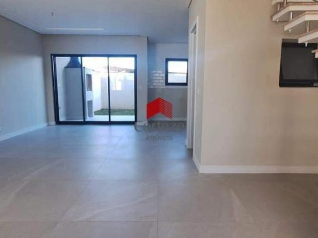 Sobrado com 207m² 3 quartos, à venda, no bairro Bom Jesus em São José dos Pinhais