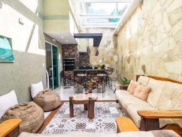 Sobrado com 220m² em Parelheiros