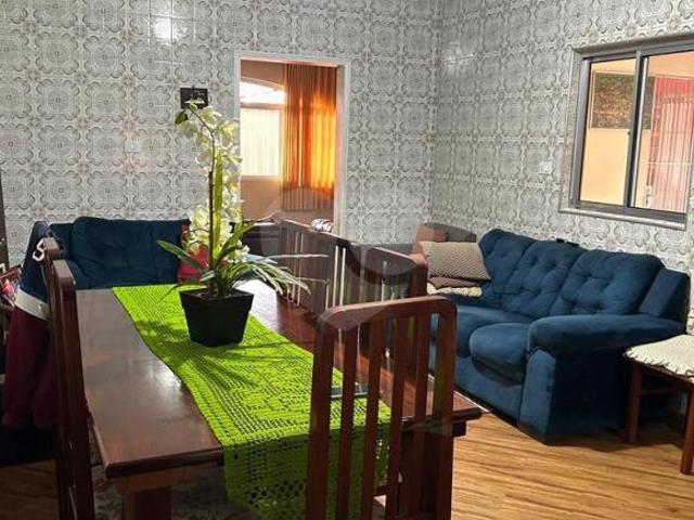 Sobrado com 221m² e 3 quartos e com varanda gourmet em Poá/SP