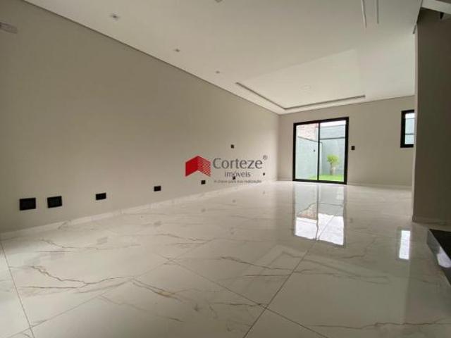 Sobrado com 225m² 3 quartos, à venda, no bairro Afonso Pena em São José dos Pinhais