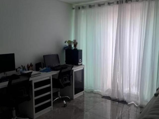 Sobrado com 245 m² localizado no Bairro Santa Terezinha em São Bernardo do Campo SP