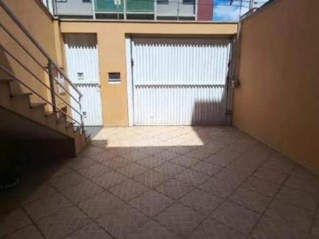 Sobrado com 248m², 3 suítes, 4 banheiros e 2 vagas Vila Guiomar
