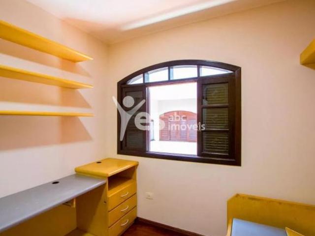 Sobrado com 262m² AC, 3 dormitórios, 1 suíte 7 vagas Parque Marajoara REF: 19401