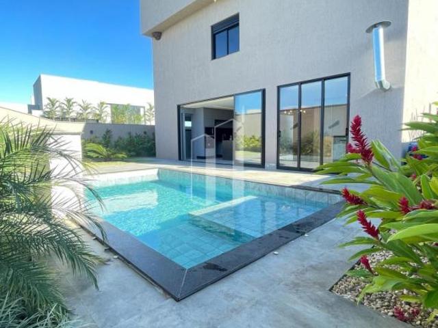 Sobrado com 283 m², 4 suítes e automação completa no Jardins França