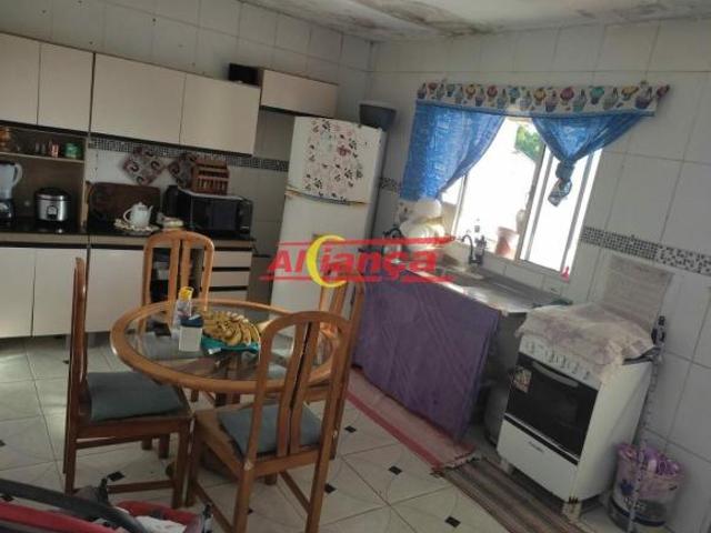 SOBRADO com 2 casa individuais