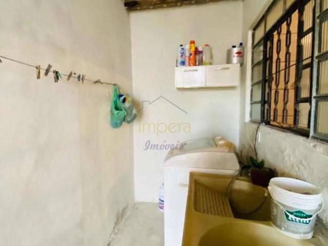 Sobrado com 2 casas à venda no bairro Jardim Mariana II, na zona leste de São José dos Campos/SP