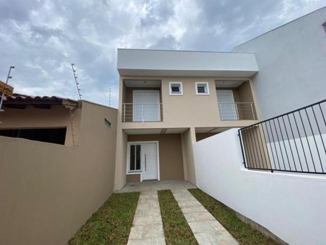 Sobrado com 2 duas suítes à venda, 85m² por R$ 400.000,00 Canoa
