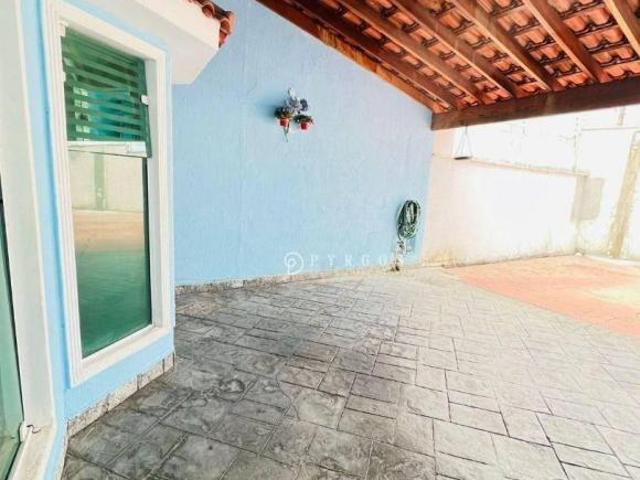 Sobrado com 2 dormitórios à venda, 107 m² por R$ 585.000,00 Jardim Califórnia Jacareí/SP