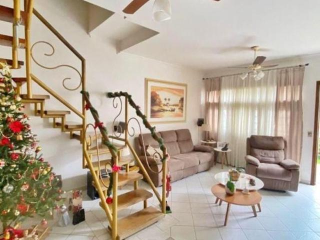 Sobrado com 2 dormitórios à venda, 108 m² por R$ 590.000 Prainha Caraguatatuba/SP