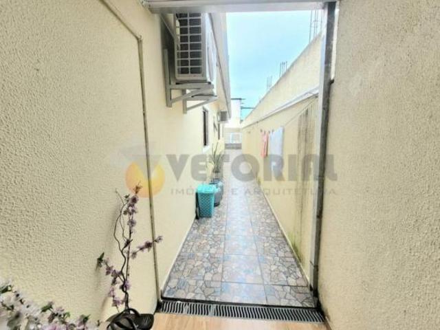 Sobrado com 2 dormitórios à venda, 100 m² por R$ 430.000,00 Jardim Tarumãs Caraguatatuba/SP
