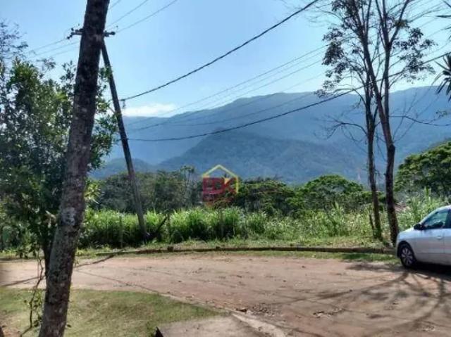 Sobrado com 2 dormitórios à venda, 100 m² por R$ 699.000,00 Massaguaçu Caraguatatuba/SP