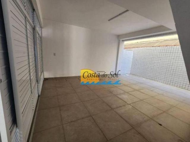 Sobrado com 2 dormitórios à venda, 103 m² por R$ 620.000,00 Campo Grande Santos/SP