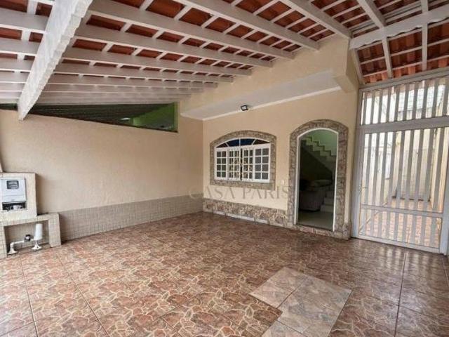 Sobrado com 2 dormitórios à venda, 112 m² por R$ 470.000,00 Caiçara Praia Grande/SP