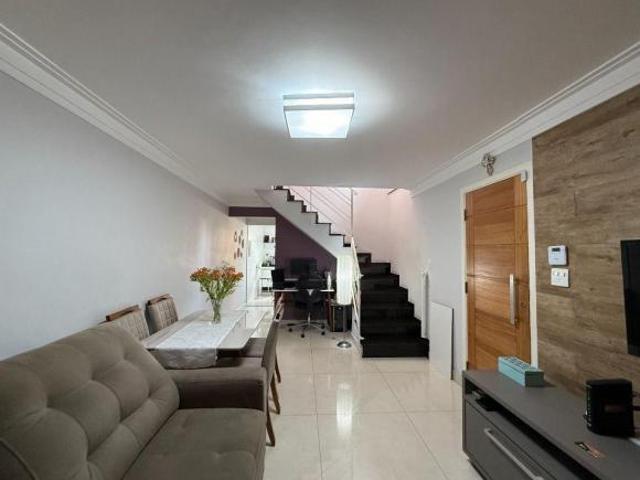 Sobrado com 2 dormitórios à venda, 125 m² por R$ 625.000,00 Vila Jordanópolis São Bernardo do Ca