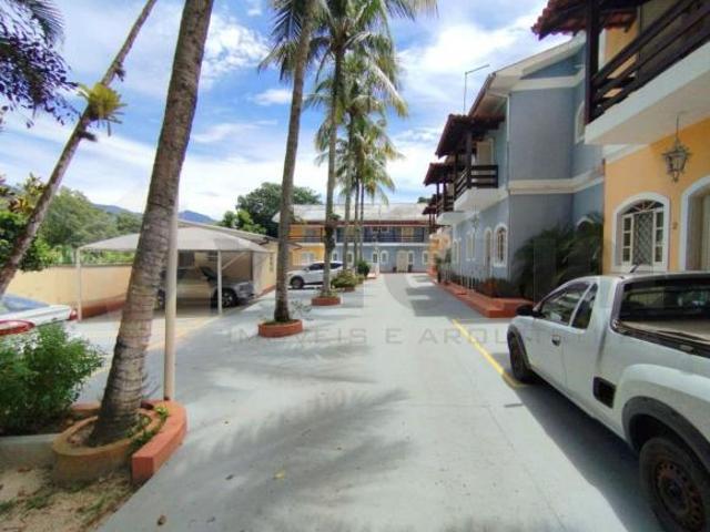 Sobrado com 2 dormitórios à venda, 129 m² por R$ 720.000,00 Jardim Capricórnio Caraguatatuba/SP